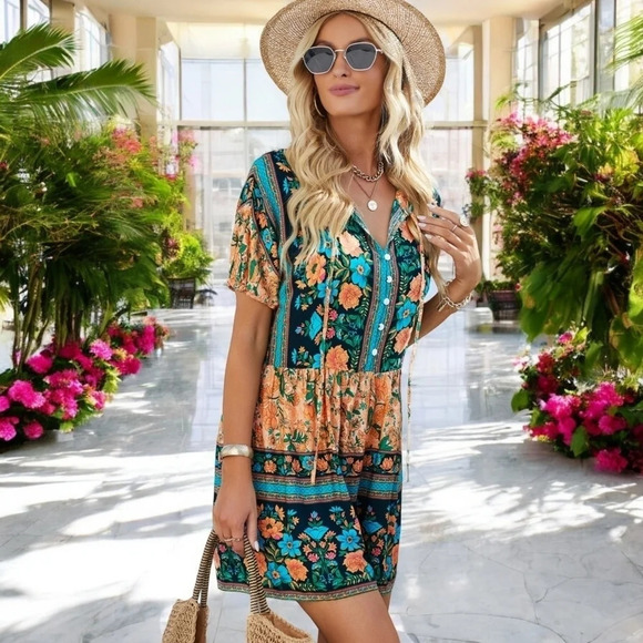 NKULTD | Pants & Jumpsuits | Trendy Floral Boho Chic Romper Vibrant ...